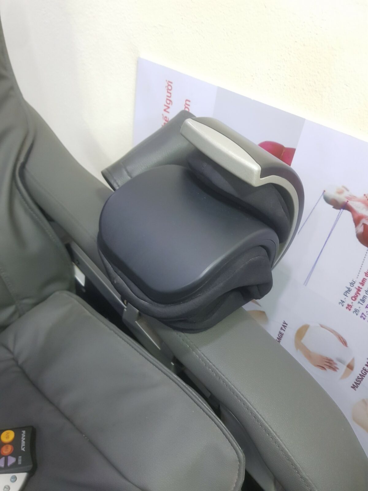 Ghế massage FAMINLY FMC 1800 Made in Japan thanh lý - Gia Dụng Việt ...